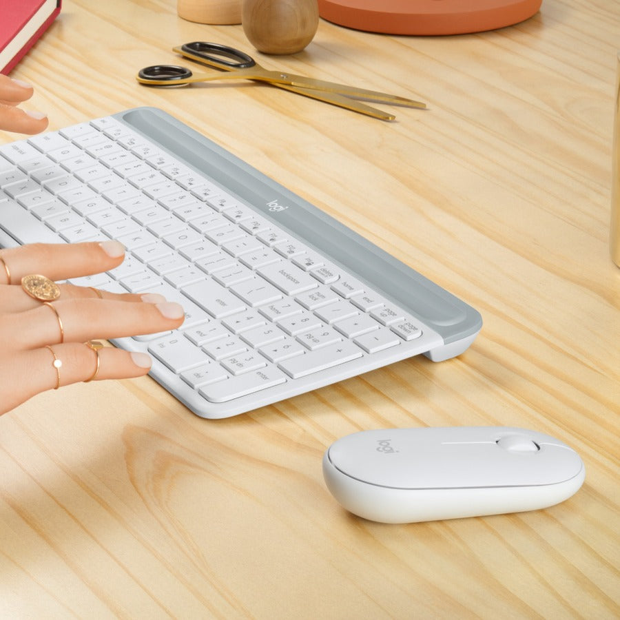 Logitech MK470 Slim Wireless Keyboard and Mouse Combo - Modern Compact ...